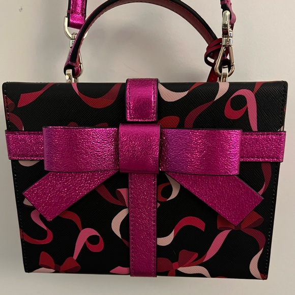 kate spade | Bags | Kate Spade Wrapping Party Ribbons Small Purse Black ...